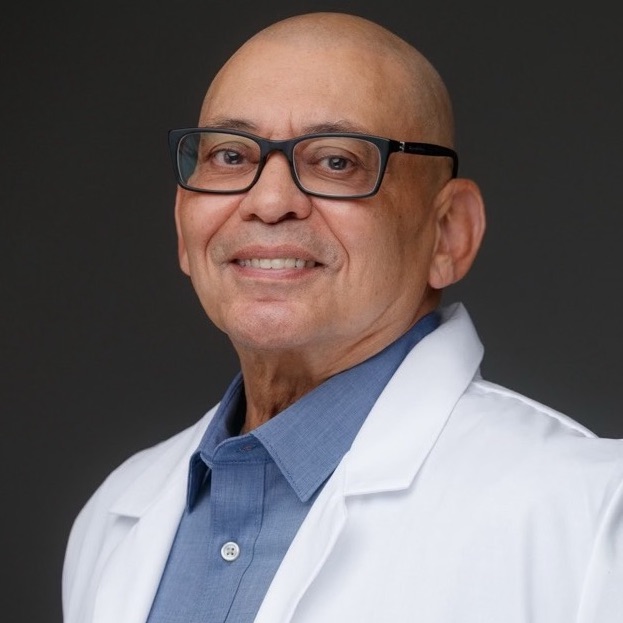 About Us - Dr. Angel Rivera - USARx.com